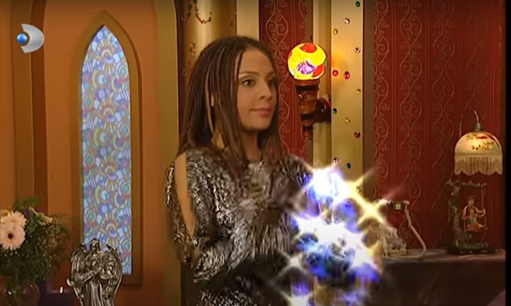 Sihirli Annemdeki Hangi Perisin? – Onca Şey